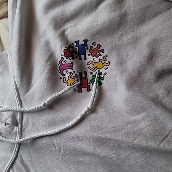 keith haring | Shirts | Keith Haring White Art Logo Sleeve Hoodie ...